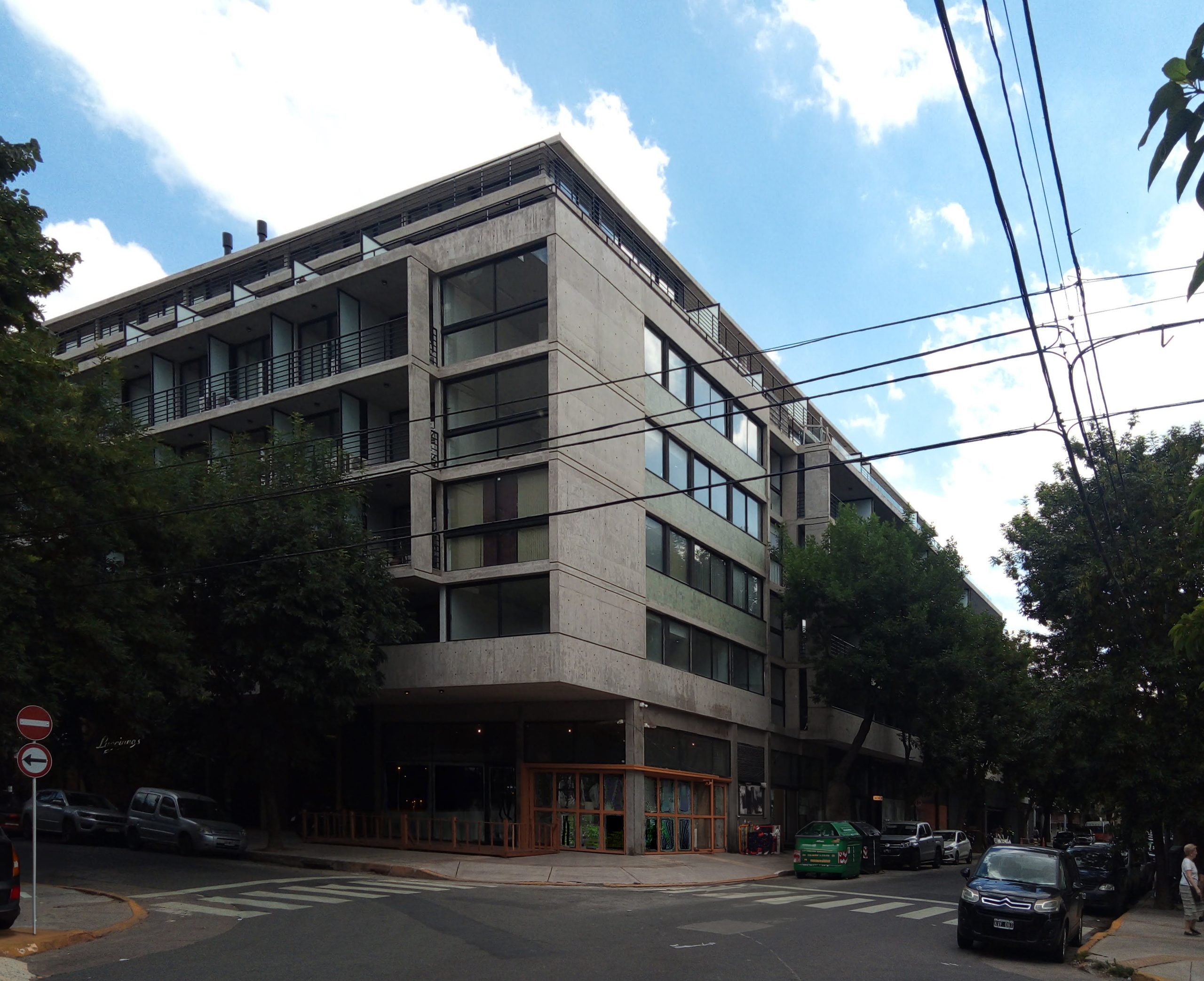 Edificio WH | Estudio Aisenson